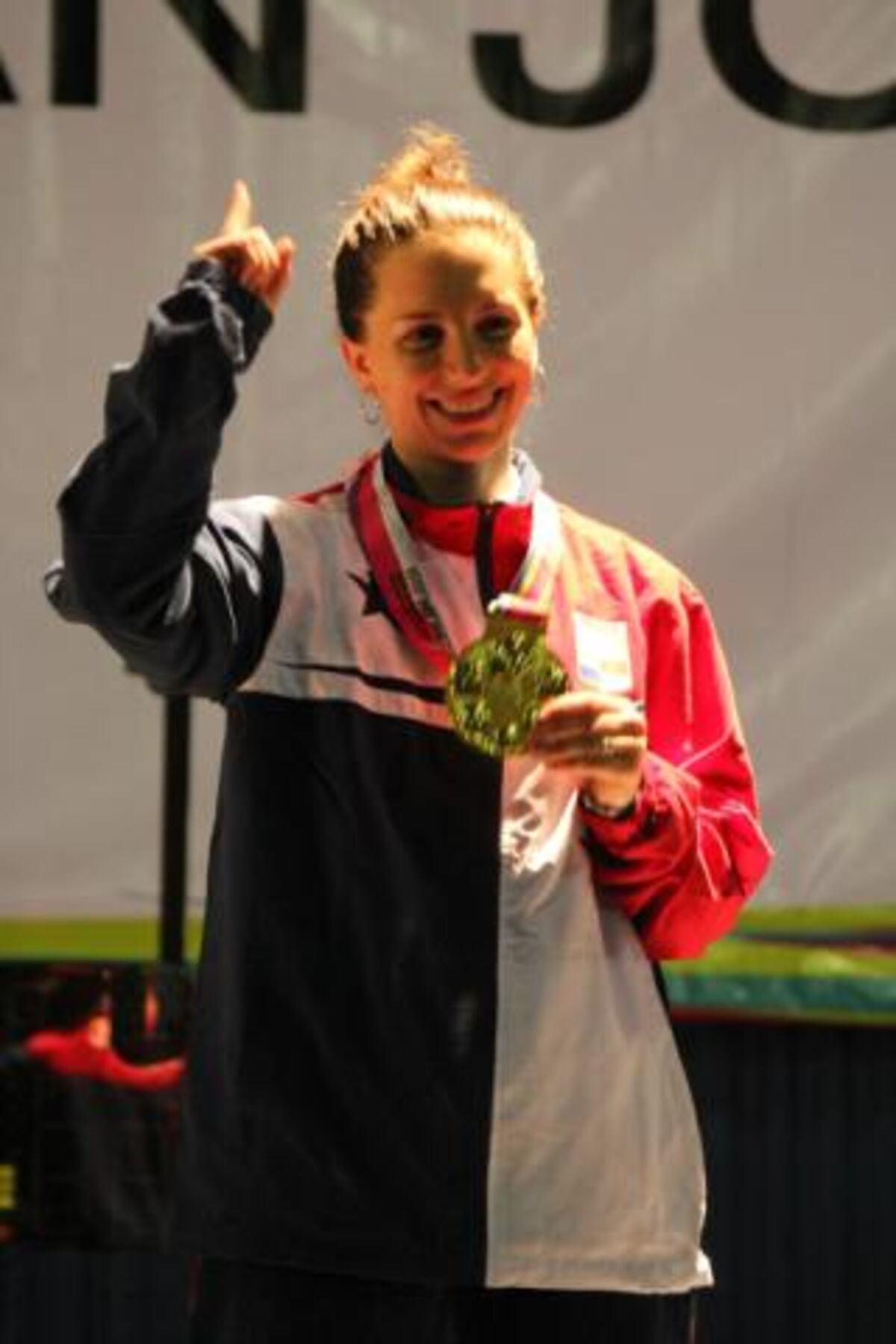 Esgrimista Eileen Grench le da a Panamá otra medalla de oro en Juegos | La Prensa Panamá