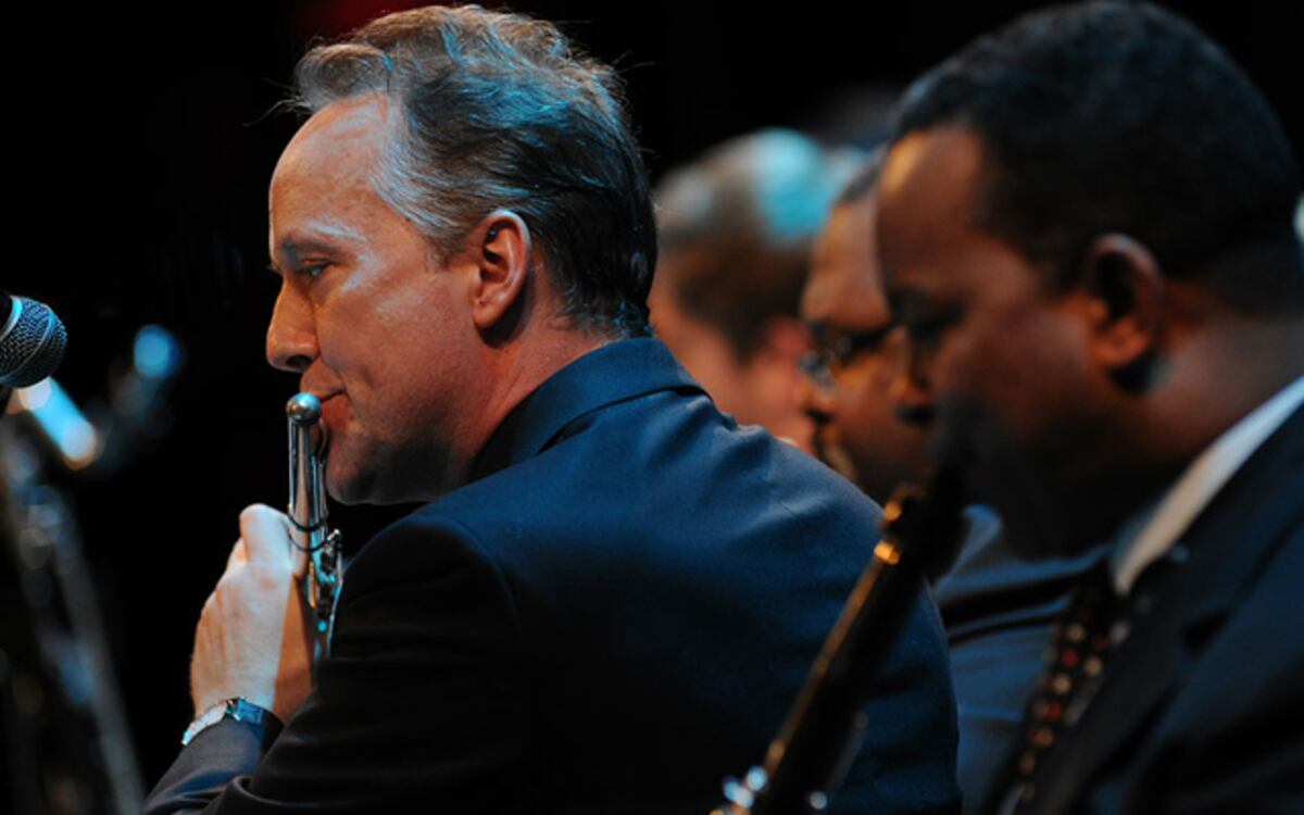 Saxofonista estadounidense Ted Nash mezcla artes plásticas con jazz en ...