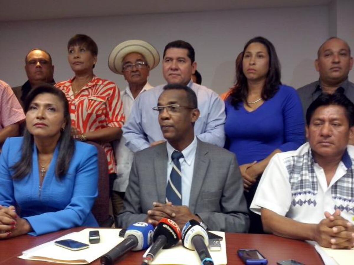 Leandro Ávila, jefe de bancada del PRD | La Prensa Panamá