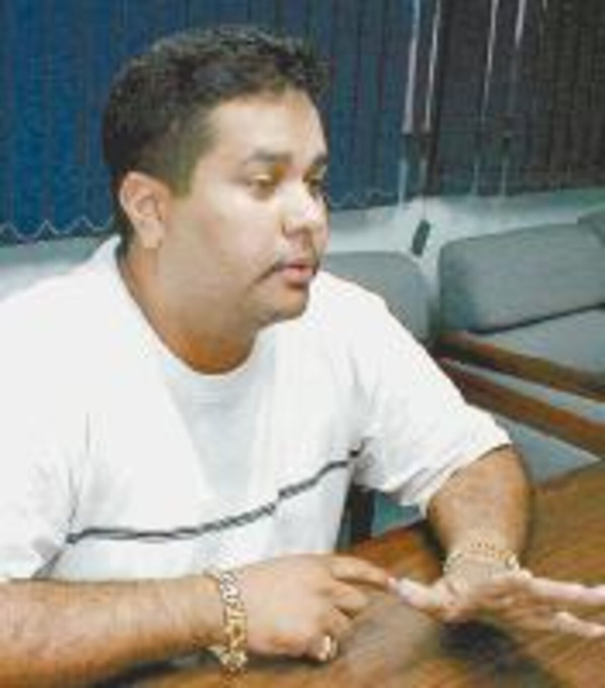 Autoridades allanan casa de David Viteri en San Miguelito | La Prensa ...