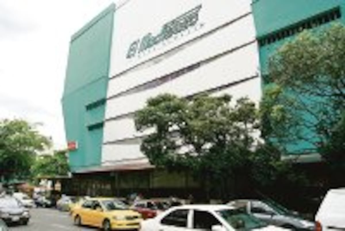 El Machetazo invierte $40 millones en tiendas | La Prensa Panamá