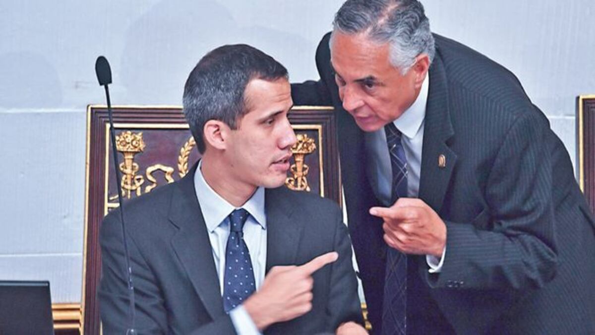 Justicia oficialista pone cortapisas a Juan Guaidó | La Prensa Panamá
