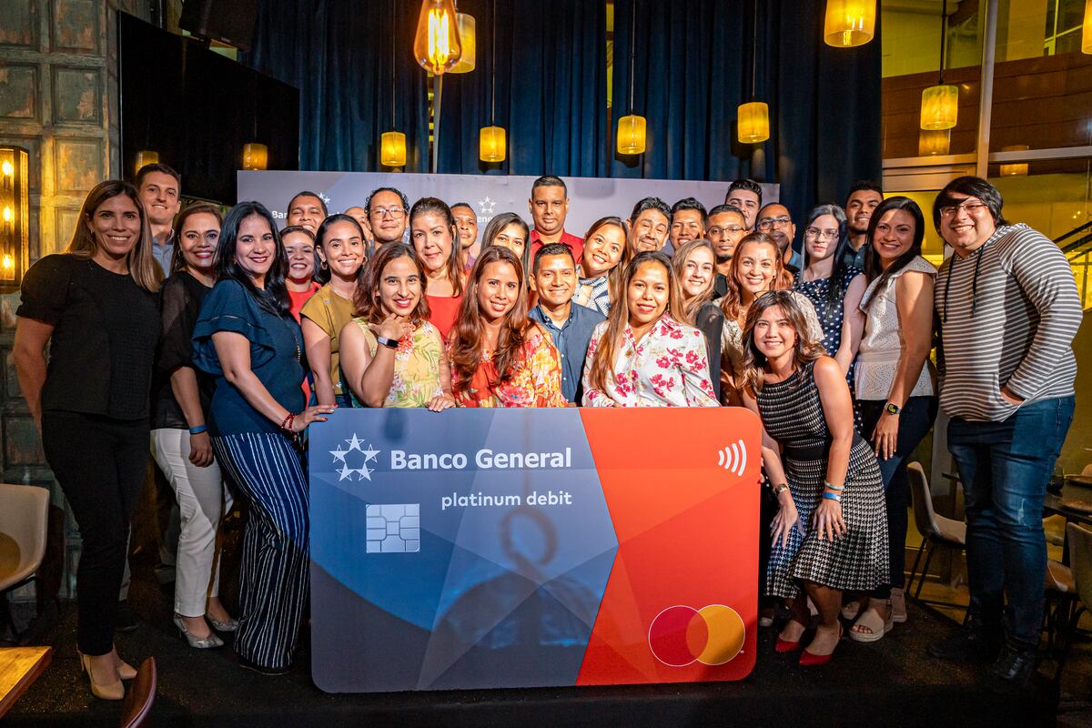 Banco General y Mastercard lanzan la nueva Mastercard Débito Platinum ...