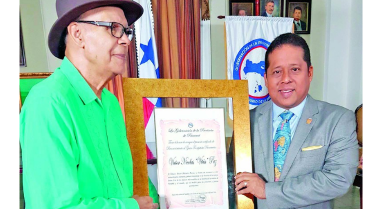 El músico Víctor Nicolás ‘Vitín’ Paz recibe homenaje | La Prensa Panamá