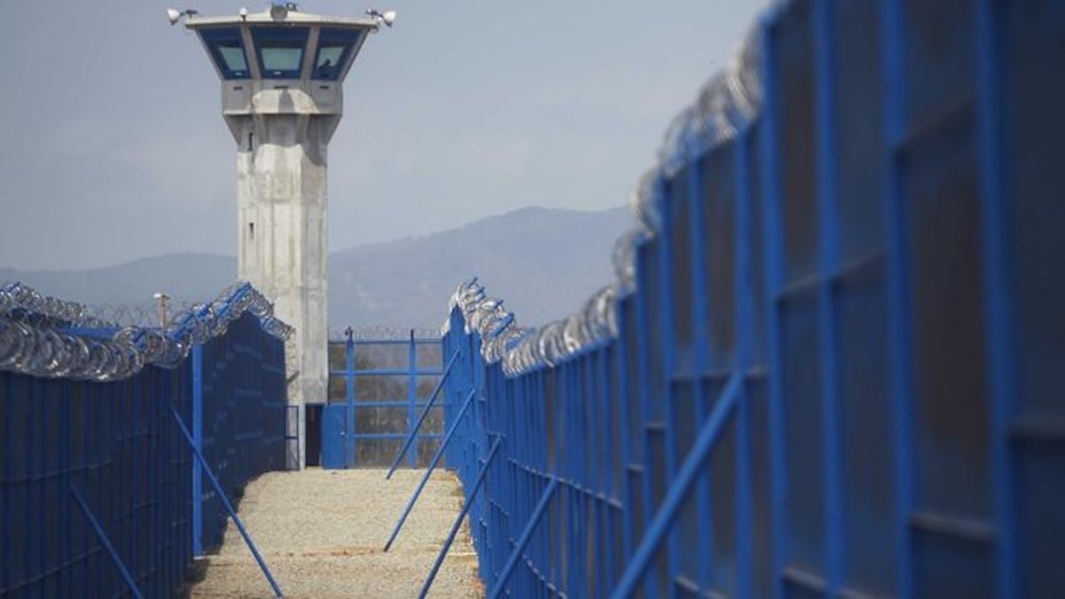 Empieza a regir la carrera penitenciaria y su reglamentación | La ...